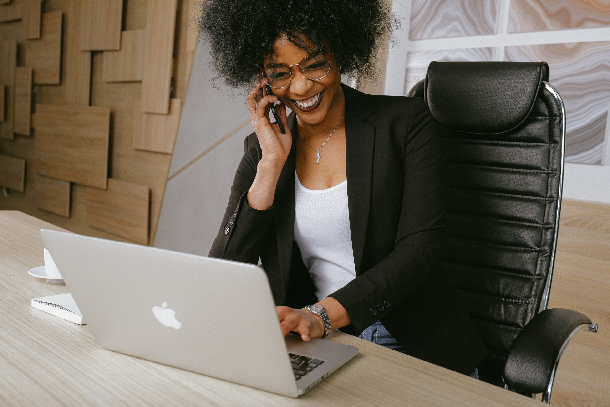 Professional Answering Services to Help Your Business Handle Rush